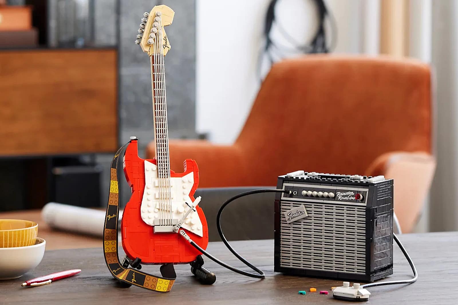 Lego Unveils Fender Stratocaster Set - The Bob Rivers Show