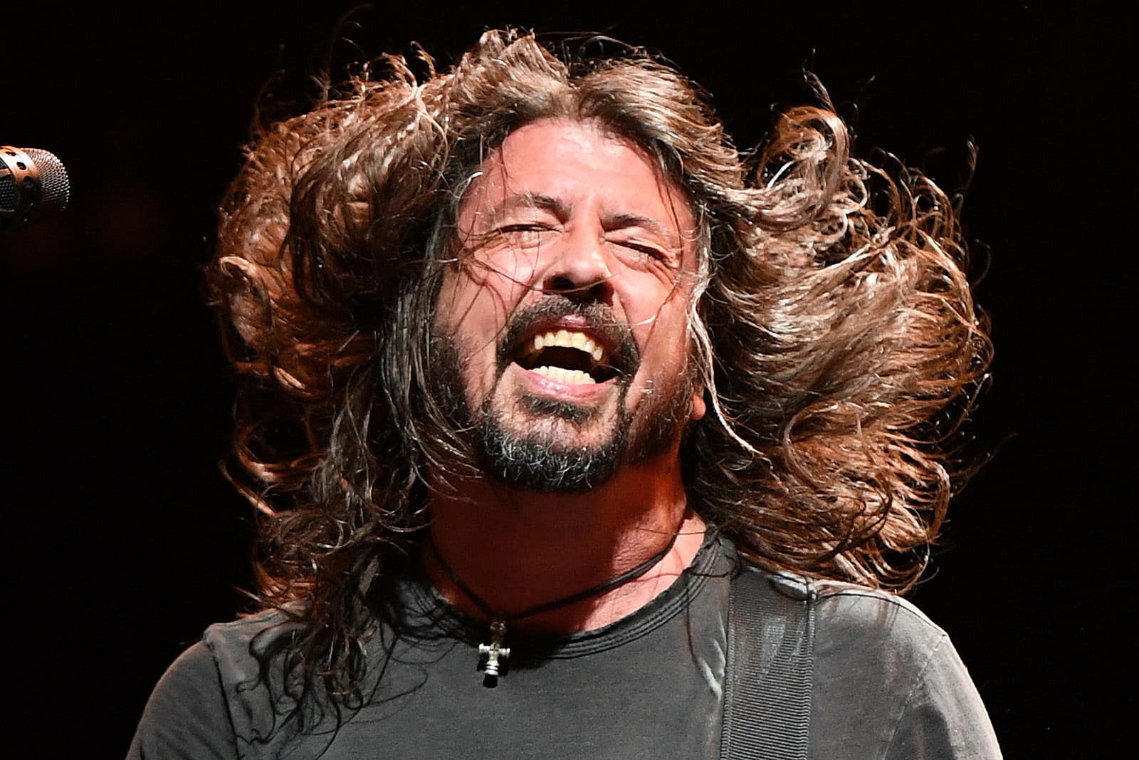 Dave Grohl Upset Dentist by Drumming With His Teeth - The Bob Rivers Show